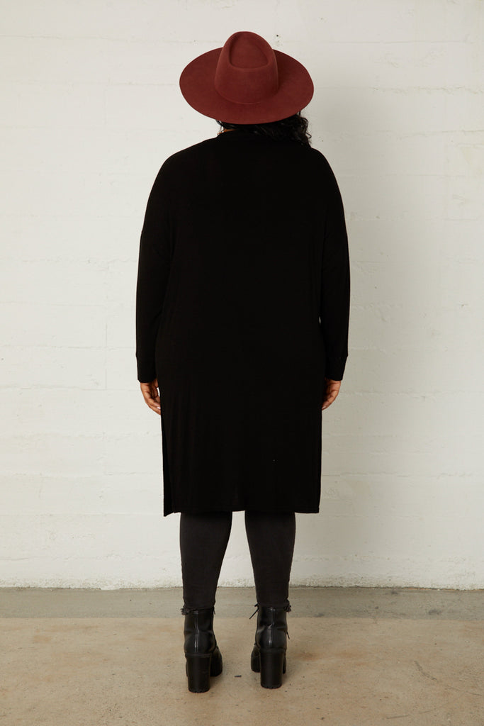 Dusters and Kimonos | River + Sky